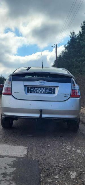 Pelēks Toyota Prius 2005 Viļņa, ar dzinēja tilpumu 0.00 L un nobraukumu 271 tūkst. km par 2450 €, foto 6 vietnē AUTOMOTO.COM.LV
