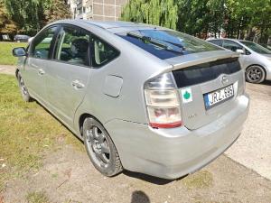 Серый Тойота Приус 2005 в Каунас, объемом двигателя 1.50 л и пробегом 400 тыс. км за 1150 €, фото 5 на AUTOMOTO.COM.LV