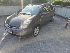Серый Тойота Приус 2006 в Вильнюс, объемом двигателя 1.50 л и пробегом 295 тыс. км за 3700 €, фото 4 на AUTOMOTO.COM.LV