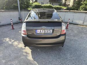 Серый Тойота Приус 2006 в Вильнюс, объемом двигателя 1.50 л и пробегом 295 тыс. км за 3700 €, фото 5 на AUTOMOTO.COM.LV