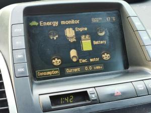 Grey Toyota Prius 2006 in Vilnius, with an engine capacity of 1.50 L and mileage of 300 thousand km for 1950 €, photo 22 on AUTOMOTO.COM.LV