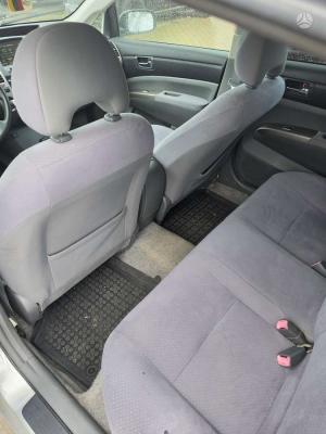 Pelēks Toyota Prius 2006 Viļņa, ar dzinēja tilpumu 1.50 L un nobraukumu 463 tūkst. km par 3200 €, foto 10 vietnē AUTOMOTO.COM.LV