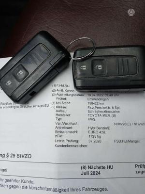 Grey Toyota Prius 2006 in Utena, with an engine capacity of 1.50 L and mileage of 190 thousand km for 4600 €, photo 15 on AUTOMOTO.COM.LV