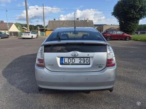 Pelēks Toyota Prius 2006 Kauņa, ar dzinēja tilpumu 1.50 L un nobraukumu 455 tūkst. km par 3600 €, foto 7 vietnē AUTOMOTO.COM.LV