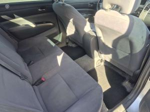 Pelēks Toyota Prius 2006 Kauņa, ar dzinēja tilpumu 1.50 L un nobraukumu 455 tūkst. km par 3600 €, foto 11 vietnē AUTOMOTO.COM.LV