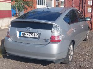 Grey Toyota Prius 2006 in Riga, with an engine capacity of 1.50 L and mileage of 533 thousand km for 1700 €, photo 7 on AUTOMOTO.COM.LV