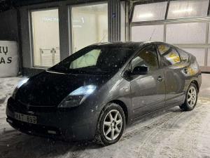 Pelēks Toyota Prius 2007 Šauļi, ar dzinēja tilpumu 1.50 L un nobraukumu 349 tūkst. km par 2900 €, foto 3 vietnē AUTOMOTO.COM.LV