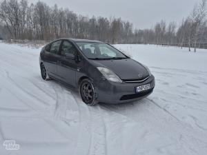 Grey Toyota Prius 2007 in Kaunas, with an engine capacity of 1.50 L and mileage of 436 thousand km for 3100 €, photo  on AUTOMOTO.COM.LV