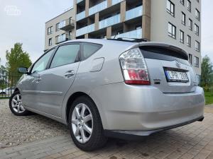 Pelēks Toyota Prius 2007 Viļņa, ar dzinēja tilpumu 1.50 L un nobraukumu 279 tūkst. km par 3450 €, foto 3 vietnē AUTOMOTO.COM.LV