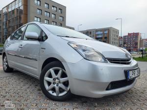 Pelēks Toyota Prius 2007 Viļņa, ar dzinēja tilpumu 1.50 L un nobraukumu 279 tūkst. km par 3450 €, foto 7 vietnē AUTOMOTO.COM.LV