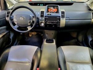 Pelēks Toyota Prius 2007 Viļņa, ar dzinēja tilpumu 1.50 L un nobraukumu 279 tūkst. km par 3450 €, foto 13 vietnē AUTOMOTO.COM.LV