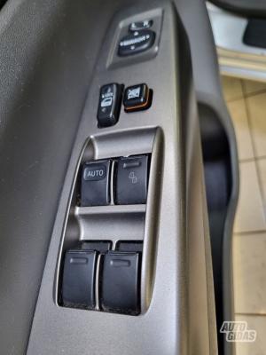 Pelēks Toyota Prius 2007 Viļņa, ar dzinēja tilpumu 1.50 L un nobraukumu 279 tūkst. km par 3450 €, foto 21 vietnē AUTOMOTO.COM.LV