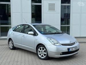 Pelēks Toyota Prius 2007 Viļņa, ar dzinēja tilpumu 1.50 L un nobraukumu 241 tūkst. km par 3500 €, foto  vietnē AUTOMOTO.COM.LV