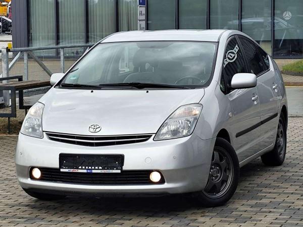 Pelēks Toyota Prius 2007 Šauļi, ar dzinēja tilpumu 1.50 L un nobraukumu 224 tūkst. km par 4800 €, foto 1 vietnē AUTOMOTO.COM.LV