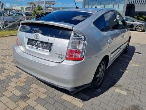 Pelēks Toyota Prius 2007 Šauļi, ar dzinēja tilpumu 1.50 L un nobraukumu 224 tūkst. km par 4900 €, foto 9 vietnē AUTOMOTO.COM.LV
