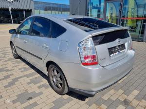 Pelēks Toyota Prius 2007 Šauļi, ar dzinēja tilpumu 1.50 L un nobraukumu 224 tūkst. km par 4900 €, foto 13 vietnē AUTOMOTO.COM.LV