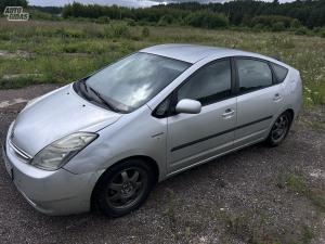 Pelēks Toyota Prius 2007 Kauņa, ar dzinēja tilpumu 1.50 L un nobraukumu 300 tūkst. km par 1700 €, foto 8 vietnē AUTOMOTO.COM.LV