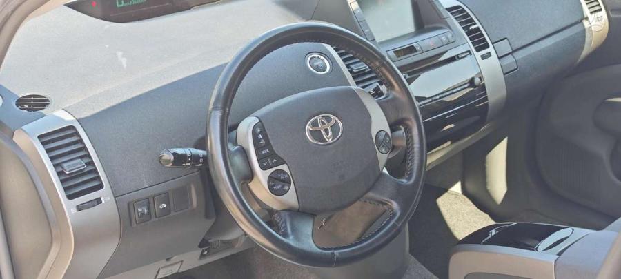 Pelēks Toyota Prius 2007 Utena, ar dzinēja tilpumu 1.50 L un nobraukumu 237 tūkst. km par 4150 €, foto 11 vietnē AUTOMOTO.COM.LV