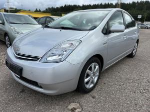 Grey Toyota Prius 2007 in Vilnius, with an engine capacity of 1.50 L and mileage of 227 thousand km for 4950 €, photo 5 on AUTOMOTO.COM.LV