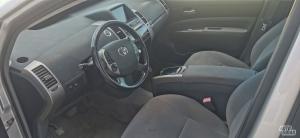 Grey Toyota Prius 2007 in Vilnius, with an engine capacity of 1.50 L and mileage of 318 thousand km for 2650 €, photo 6 on AUTOMOTO.COM.LV