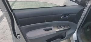 Grey Toyota Prius 2007 in Vilnius, with an engine capacity of 1.50 L and mileage of 318 thousand km for 2650 €, photo 8 on AUTOMOTO.COM.LV