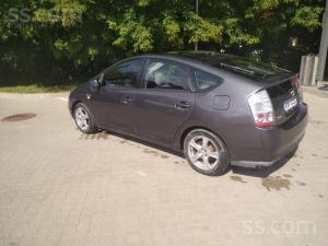 Серый Тойота Приус 2007 в Елгава, объемом двигателя 1.50 л и пробегом 320 тыс. км за 3850 €, фото 4 на AUTOMOTO.COM.LV