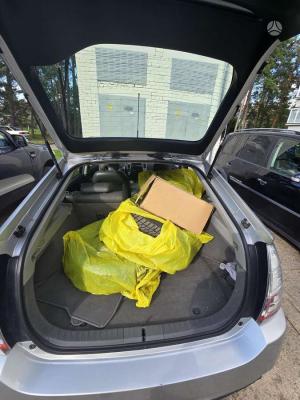 Pelēks Toyota Prius 2007 Druskininkai, ar dzinēja tilpumu 1.50 L un nobraukumu 194 tūkst. km par 5800 €, foto 14 vietnē AUTOMOTO.COM.LV