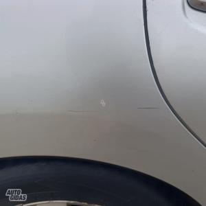 Pelēks Toyota Prius 2007 Kauņa, ar dzinēja tilpumu 1.50 L un nobraukumu 370 tūkst. km par 3450 €, foto 15 vietnē AUTOMOTO.COM.LV