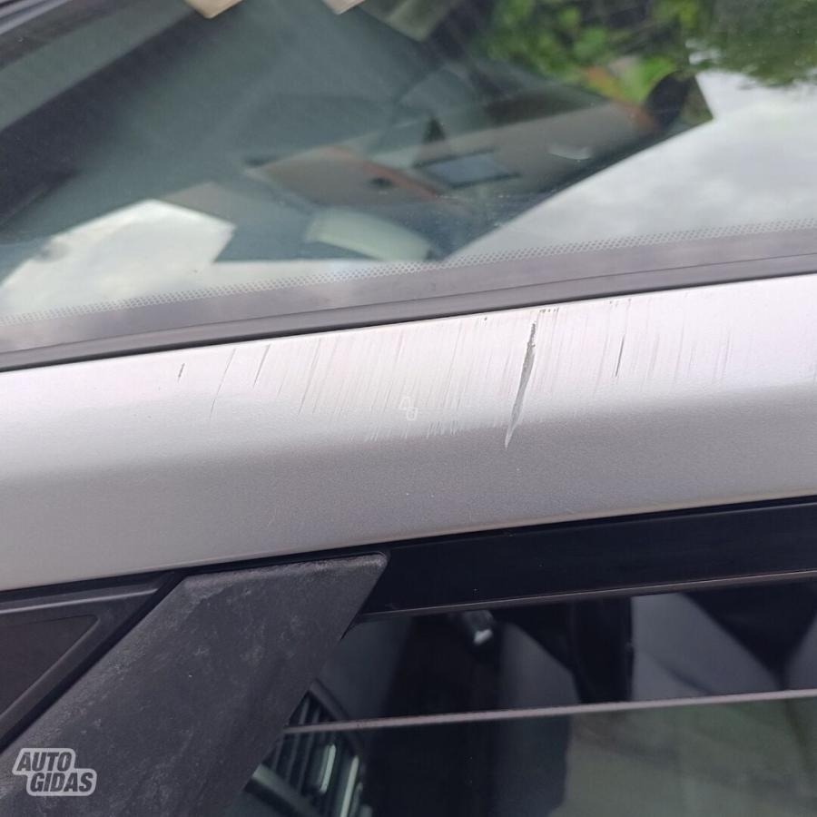 Pelēks Toyota Prius 2007 Kauņa, ar dzinēja tilpumu 1.50 L un nobraukumu 370 tūkst. km par 3450 €, foto 20 vietnē AUTOMOTO.COM.LV