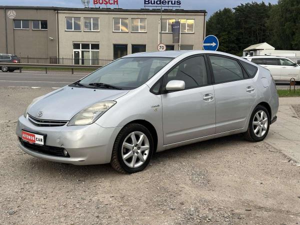 Grey Toyota Prius 2007 in Vilnius, with an engine capacity of 1.50 L and mileage of 341 thousand km for 3333 €, photo 4 on AUTOMOTO.COM.LV