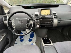 Grey Toyota Prius 2007 in Vilnius, with an engine capacity of 1.50 L and mileage of 341 thousand km for 3333 €, photo 31 on AUTOMOTO.COM.LV