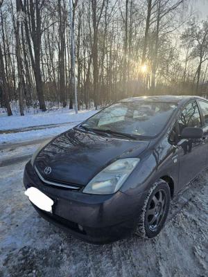 Grey Toyota Prius 2008 in Vilnius, with an engine capacity of 1.50 L and mileage of 269 thousand km for 3700 €, photo  on AUTOMOTO.COM.LV