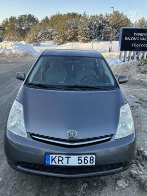 Grey Toyota Prius 2008 in Vilnius, with an engine capacity of 1.50 L and mileage of 350 thousand km for 3500 €, photo  on AUTOMOTO.COM.LV