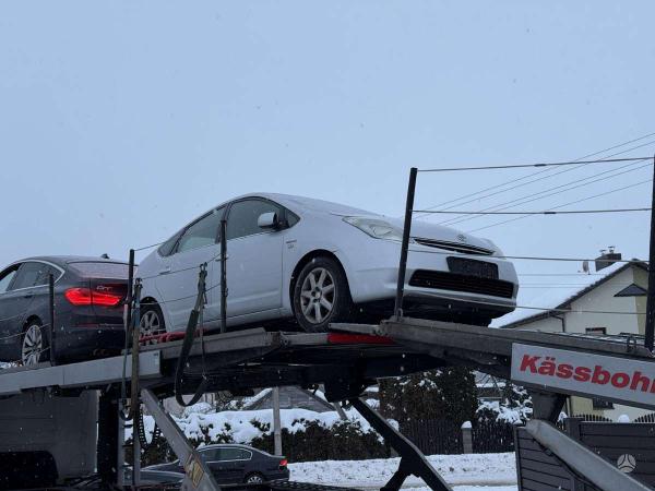Pelēks Toyota Prius 2008 Utena, ar dzinēja tilpumu 1.50 L un nobraukumu 289 tūkst. km par 3990 €, foto 1 vietnē AUTOMOTO.COM.LV