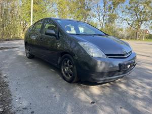 Серый Тойота Приус 2008 в Каунас, объемом двигателя 1.50 л и пробегом 320 тыс. км за 3750 €, фото 3 на AUTOMOTO.COM.LV