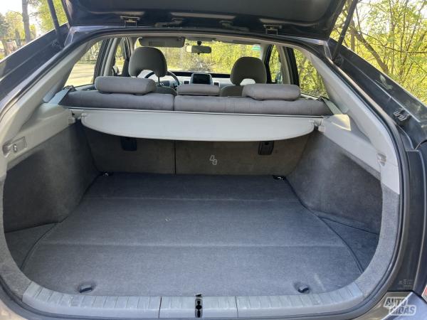 Grey Toyota Prius 2008 in Kaunas, with an engine capacity of 1.50 L and mileage of 320 thousand km for 3750 €, photo 9 on AUTOMOTO.COM.LV