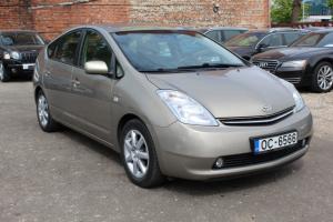 Grey Toyota Prius 2008 in Riga, with an engine capacity of 1.50 L and mileage of 204 thousand km for 4500 €, photo  on AUTOMOTO.COM.LV