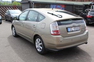 Grey Toyota Prius 2008 in Riga, with an engine capacity of 1.50 L and mileage of 204 thousand km for 4500 €, photo 8 on AUTOMOTO.COM.LV
