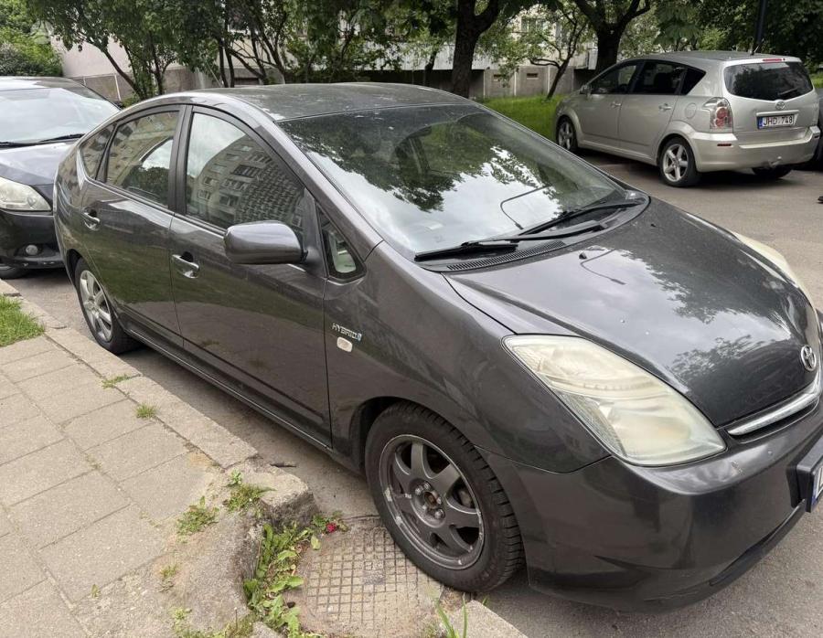 Серый Тойота Приус 2008 в Вильнюс, объемом двигателя 1.50 л и пробегом 264 тыс. км за 2000 €, фото 14 на AUTOMOTO.COM.LV