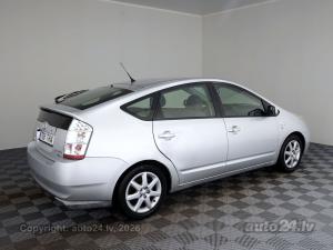 Серый Тойота Приус 2008 в Таллин, объемом двигателя 1.50 л и пробегом 325 тыс. км за 1799 €, фото 4 на AUTOMOTO.COM.LV