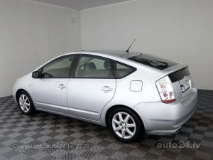 Серый Тойота Приус 2008 в Таллин, объемом двигателя 1.50 л и пробегом 325 тыс. км за 1799 €, фото 5 на AUTOMOTO.COM.LV