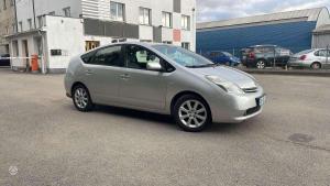Pelēks Toyota Prius 2008 Marijampole, ar dzinēja tilpumu 1.50 L un nobraukumu 280 tūkst. km par 3550 €, foto  vietnē AUTOMOTO.COM.LV