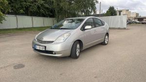 Pelēks Toyota Prius 2008 Marijampole, ar dzinēja tilpumu 1.50 L un nobraukumu 280 tūkst. km par 3550 €, foto 4 vietnē AUTOMOTO.COM.LV