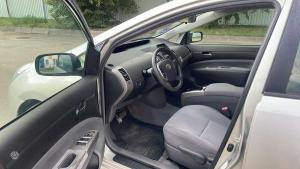 Pelēks Toyota Prius 2008 Marijampole, ar dzinēja tilpumu 1.50 L un nobraukumu 280 tūkst. km par 3550 €, foto 18 vietnē AUTOMOTO.COM.LV