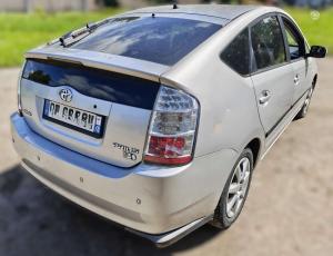 Pelēks Toyota Prius 2008 Panevēža, ar dzinēja tilpumu 0.00 L un nobraukumu 203 tūkst. km par 3100 €, foto 6 vietnē AUTOMOTO.COM.LV