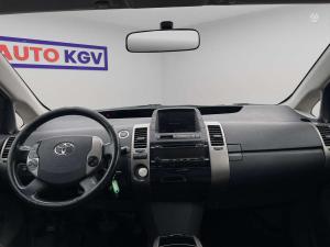 Grey Toyota Prius 2008 in Vilnius, with an engine capacity of 1.50 L and mileage of 331 thousand km for 4999 €, photo 13 on AUTOMOTO.COM.LV