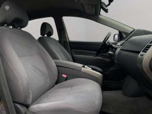 Grey Toyota Prius 2008 in Vilnius, with an engine capacity of 1.50 L and mileage of 331 thousand km for 4999 €, photo 9 on AUTOMOTO.COM.LV