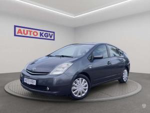 Pelēks Toyota Prius 2008 Viļņa, ar dzinēja tilpumu 1.50 L un nobraukumu 331 tūkst. km par 4999 €, foto  vietnē AUTOMOTO.COM.LV
