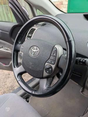 Grey Toyota Prius 2008 in Vilnius, with an engine capacity of 1.50 L and mileage of 214 thousand km for 5500 €, photo 14 on AUTOMOTO.COM.LV