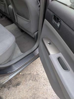 Grey Toyota Prius 2008 in Vilnius, with an engine capacity of 1.50 L and mileage of 214 thousand km for 5500 €, photo 19 on AUTOMOTO.COM.LV